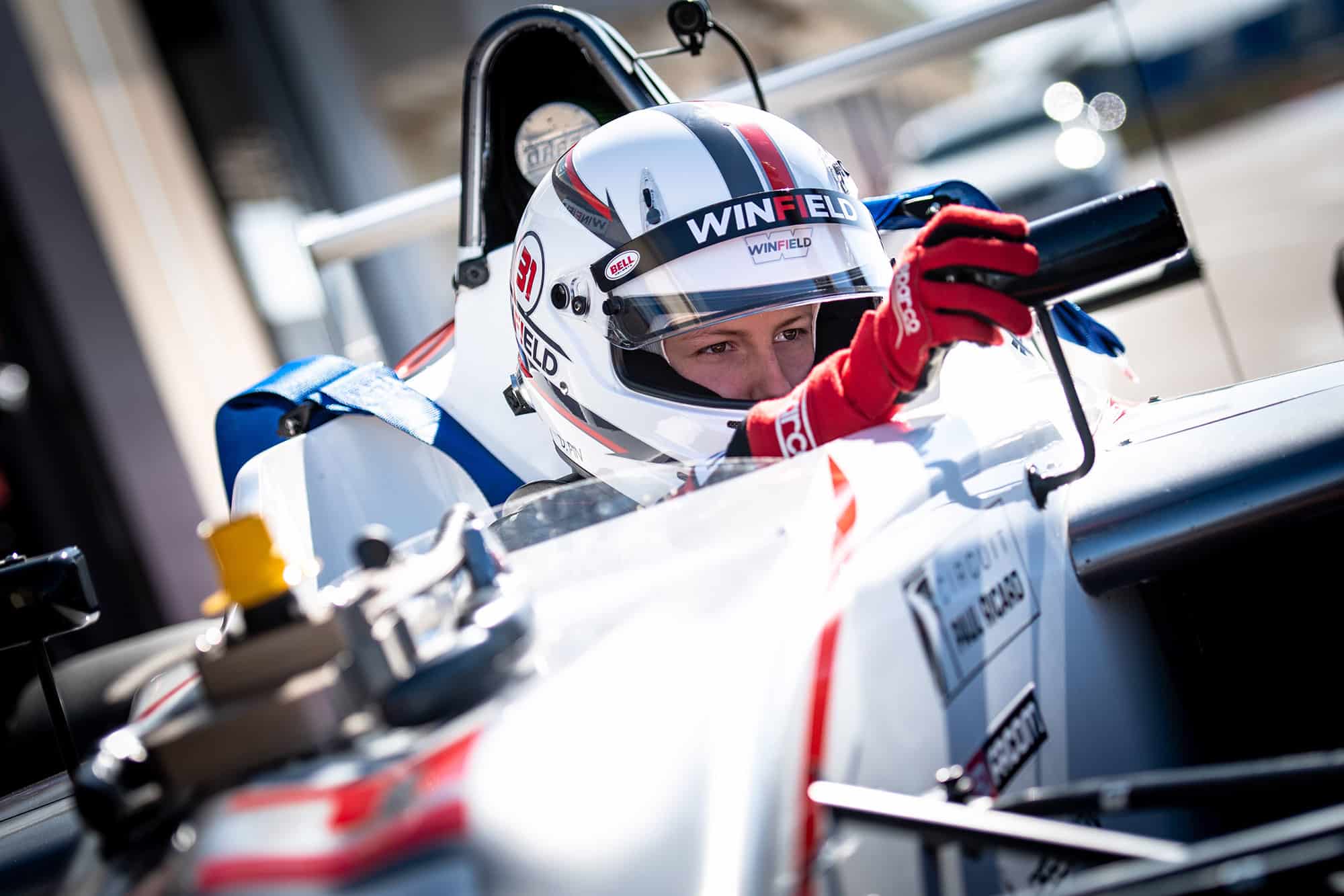 Doriane Pin contests FIA Motorsport Games at just 15 years of age – MX Link